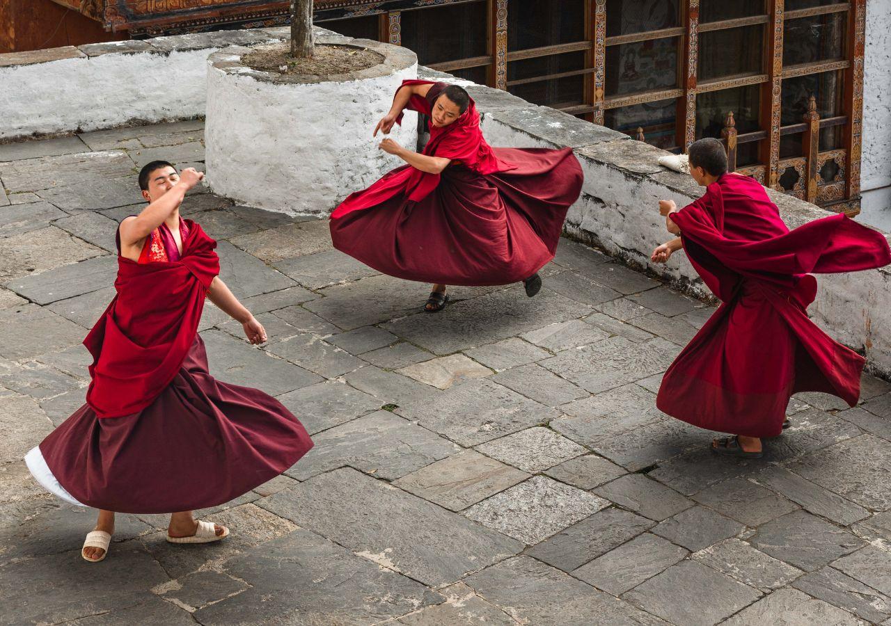 The Best Cultural Experiences in the Indian Subcontinent | Mahlatini