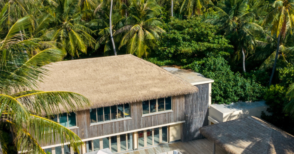 InterContinental Maldives Maamunagau | Mahlatini Luxury Travel