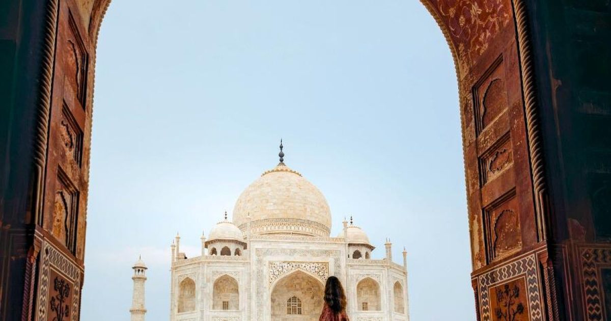 Best Things to Do in Agra – Landmarks, Attractions & Food | Mahlatini