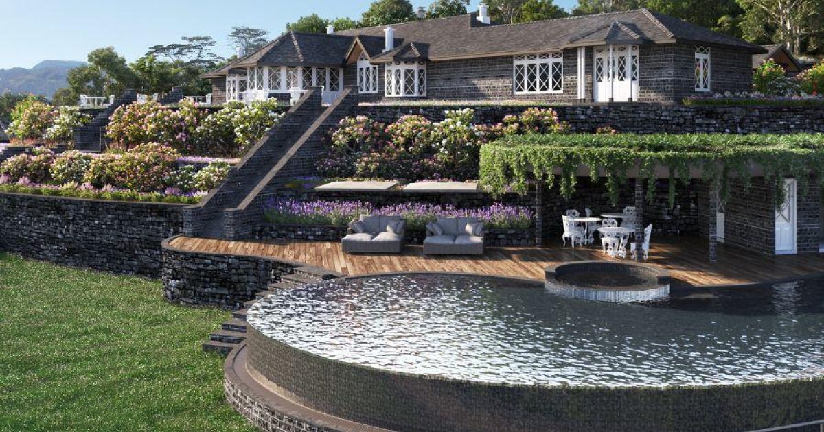 Uga Halloowella | Mahlatini Luxury Travel