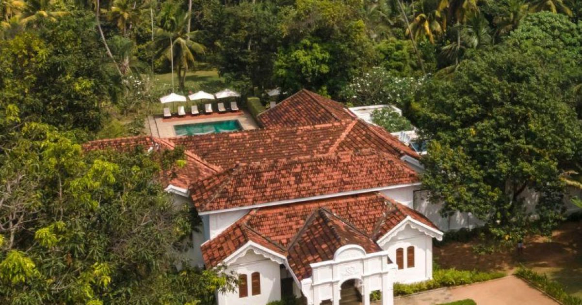 Uga Riva | Mahlatini Luxury Travel